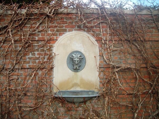 The Worst Resolution – Leaning Out